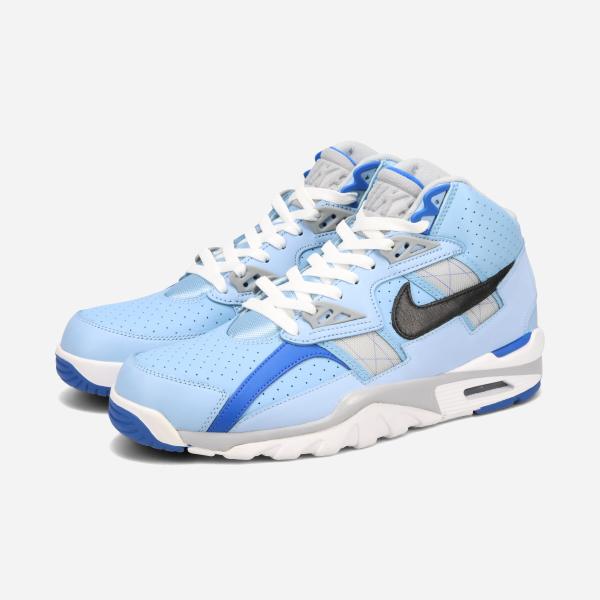 NIKEより、クロストレーニングの名作【AIR TRAINER HIGH】。当時はNFLとMLBの2大プロスポーツの現役選手として活躍したBO JACKSONがイメージキャラクターとなり、これを機にナイキのクロストレーニングカテゴリーが認知...