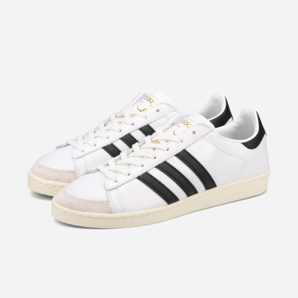 ストリートスタイルにぴったりのアイコニックなスニーカー。1971年にカリーム・アブドゥル・ジャバーの初シグネチャーシューズとして発売されたジャバー ローは、クラシックなシルエットをストリート向けに生まれ変わらせました。柔らかなアッパーとトゥ...