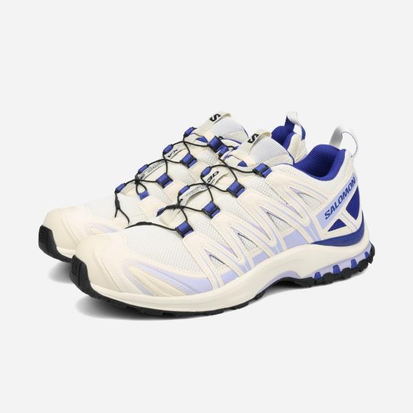 本モデルは、サロモンシューズの代名詞＜XA PRO＞の機能性に、現代のデザイン性を融合させた一足。安定感やクッション性、グリップ力はそのままに、さらに軽量でソフトな履き心地に仕上げた一足。より軽量なシームタイプのアッパーを採用し、快適性とプ...