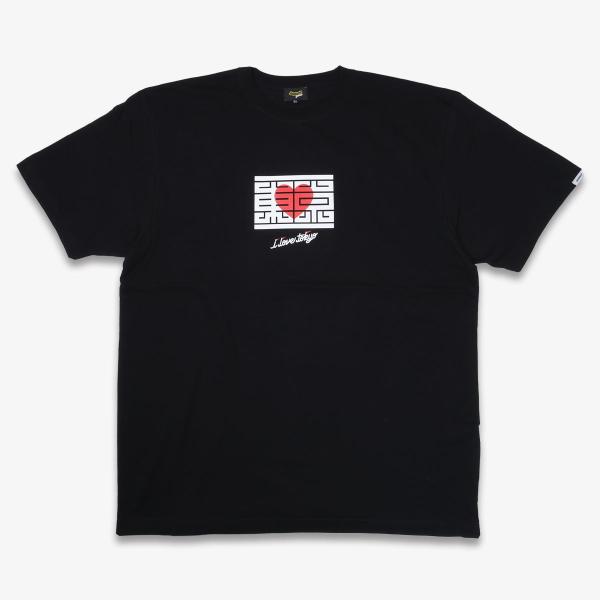 ＜素材＞綿 100%　5.6oz＜SIZE CHART(身丈x身幅x肩幅x袖丈)＞S:69cm x 52cm x 46cm x 20cmM:73cm x 55cm x 50cm x 22cmL:77cm x 58cm x 54cm x 24...