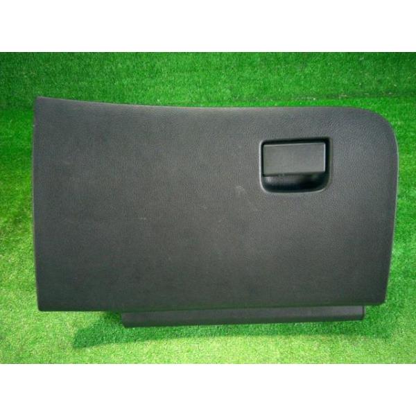 **** 商品説明を必ずご確認ください ****部品管理番号：JP0000004370210メーカー純正品番：68510-4CE0A部品名：グローブBOX部品区分：リサイクル品車名：エクストレイル車両タイプ名：5DJワゴン通称型式：TDRN...