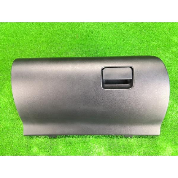 **** 商品説明を必ずご確認ください ****部品管理番号：JP0000013670210部品名：グローブBOX部品区分：リサイクル品車名：エクリプスクロス車両タイプ名：5DJワゴン通称型式：GL3WXDPHZ認定型式：5LA-GL3Wグ...