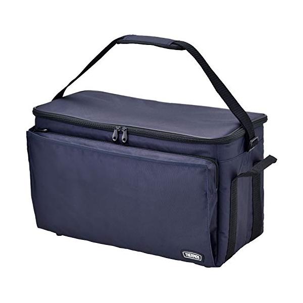 ミッドナイトブルー/26L/ROC-002 MDB・Size:26L・パッケージ個数:1・サーモス アウトドアシリーズの大容量ソフトクーラー・高い保冷力の秘密は5層の断熱構造、複数の材質を組み合わせたアイソテック2の断熱構造が冷たさをキープ...