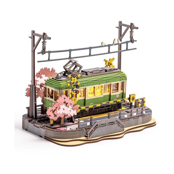 -/-/RTJP1-TGS02・感動的なドラマの世界を再現：懐かしさを感じる日本の名作ドラマの美しいシーンを、立体パズル「桜の旅」で再現しました。桜の花びら舞う列車の旅を、あなたの手元で体験してください。・夜の雰囲気を演出するライト機能：T...