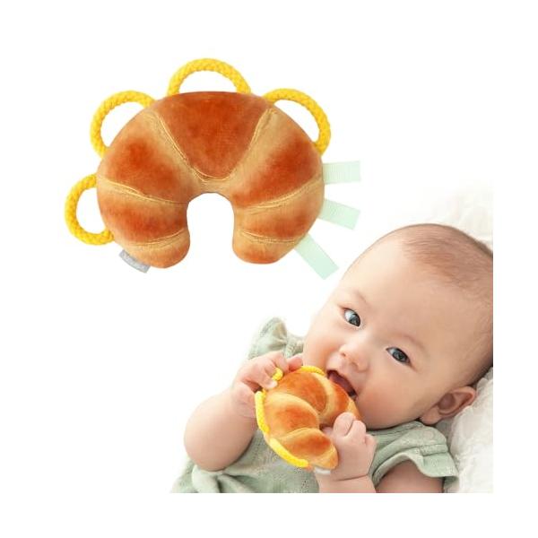 ブラウン/-/-・PatternName:クロワッサン・??本物そっくりなおもちゃ本物そっくりでおいしそうなクロワッサンのかたちのラトル。持って遊ぶ赤ちゃんもまわりの大人も、みんなを笑顔にする楽しいデザインです(両面で色違い)。少し大きくな...