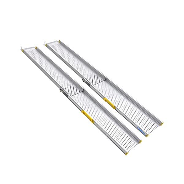 シルバー/213cm（使用高さ：21-52.5cm）/幅20.5cm・Size:213cm（使用高さ：21-52.5cm）・パッケージ個数:1・伸縮式スロープ：全長213×幅20.5cm（有効幅16cm）。収納時は長さ120cmに縮小可能で...