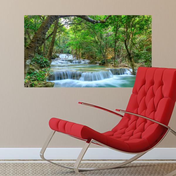 日本製ウォールステッカー「滝 川」。あなただけの特別なお部屋のインテリアに。つやなしタイプの専用シートでお部屋に馴染みます。■サイズ：W1060×H600mm■素材：WAKUマットシート・白地■メーカー：MU3・日本製■ご使用の前に壁材には...