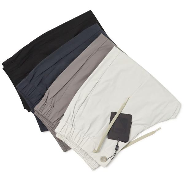 国内正規品 / ヘルノ / HERNO / FUNCTIONAL WARDROBE / セットアップ対応 / リラックスパンツ / 超軽量ストレッチナイロン / 撥水