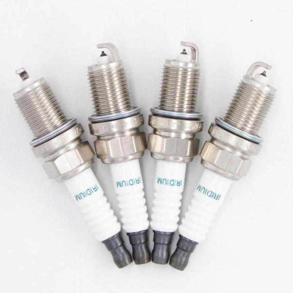 内容：４個<br>製品番号：90919-01210 SK20R11<br>適合車種：Toyota Prius Scion Lexus<br><br>◇ 海外からのお届け（送料無料）<br...