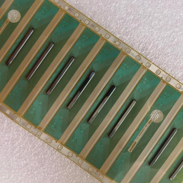 商品名:  LCD TV- RM76C70FA-F03 TAB COF LCD TV Screen Driver IC Module 5-10PCS/lot (Plug Type : 5 pcs)ブランド: Greendhat商品番号: 海...