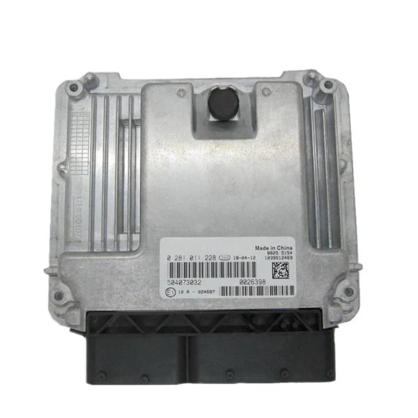 商品名:  0281011228 New Engine ECU Computer Board Electronic Control Unit ED16 504073032 Compatible For Ivecoブランド: YPHQSEJD...