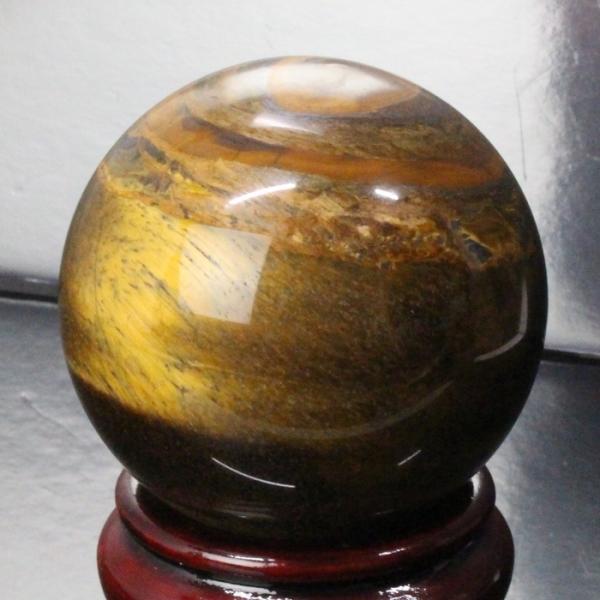 【パワーストーンの意味・言われ】タイガーアイ[虎目石]：金運・仕事運アップ、洞察力・判断力を養う【サイズ】直径 61mm【重量】 328g【産地】　ウルグアイ■天然石情報：タイガーアイ■石言葉（意味・効果）：洞察力、金運アップ、幸運、癒し、...