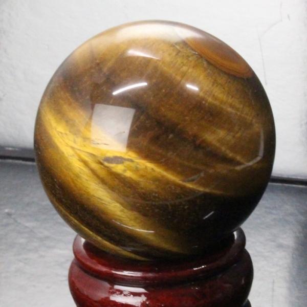 【パワーストーンの意味・言われ】タイガーアイ[虎目石]：金運・仕事運アップ、洞察力・判断力を養う【サイズ】直径 57mm【重量】 268g【産地】　ウルグアイ■天然石情報：タイガーアイ■石言葉（意味・効果）：洞察力、金運アップ、幸運、癒し、...