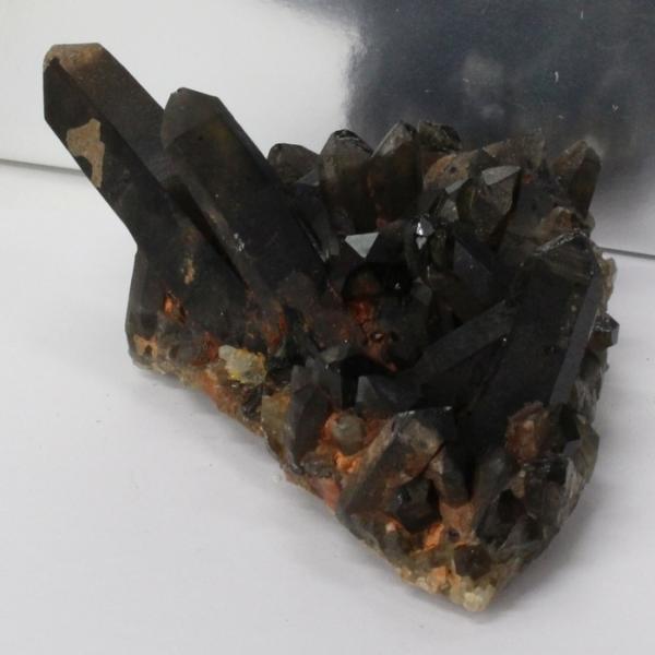 【パワーストーンの意味・言われ】黒水晶[モリオン]：強力な邪気払い・浄化作用 最強の魔除け パワーストーン【サイズ】 140mm×112mm×61mm（原石の最長部計測）【重量】 552g【産地】　中国 山東省■天然石情報：インカローズ■石...