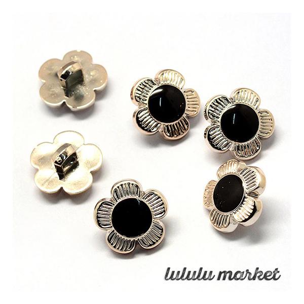 レトロでかわいいお花のアクリルボタン。アクセサリーに加工しても素敵です。■サイズ：直径＝約17mm×17mm×厚み＝約9mm、穴＝2mm×3mm■内容：10個入り■素材：アクリル■ご注意：サイズの誤差、歪み、小さな欠け、色の濃淡差、プリント...