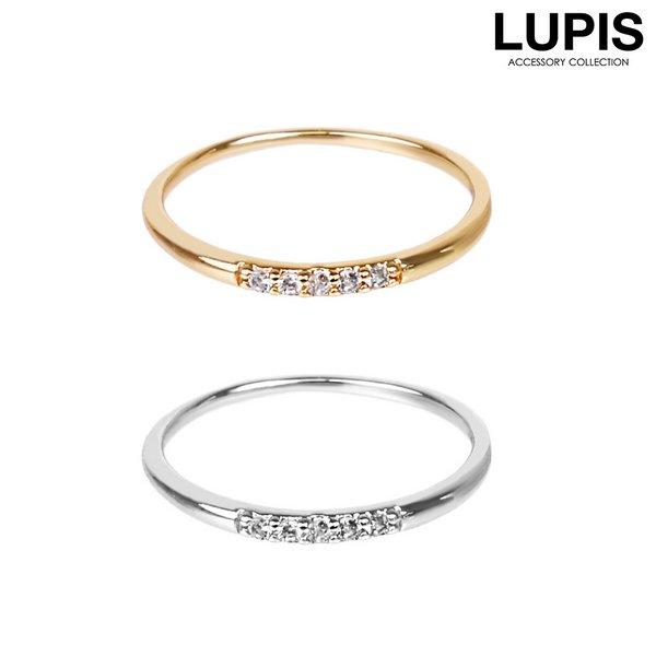 品番 : v0590サイズ : 約11号その他 : モニター・撮影環境により実際の商品と色味が異なる場合があります。商品の説明ラインストーンが5つ並んだシンプルな細リング。華奢なデザインが指先を細く綺麗に魅せてくれます。どんなスタイリングに...