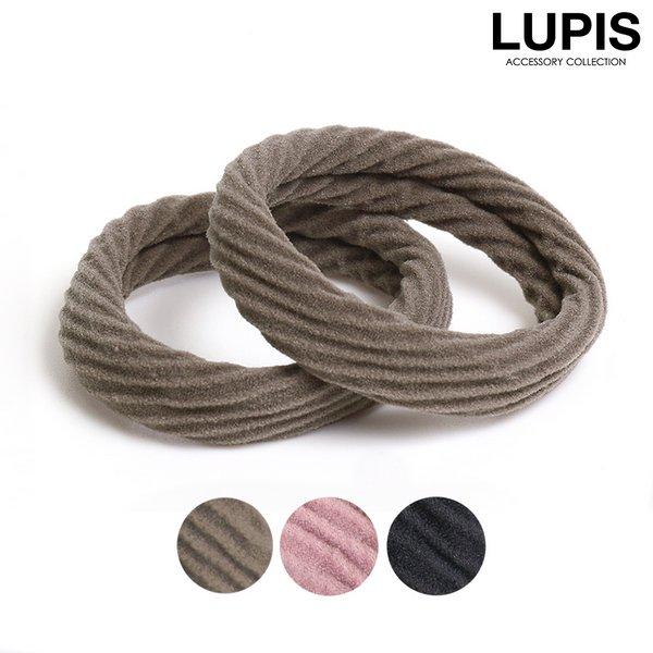 品番 : v1624サイズ : 直径約5cmその他 : モニター・撮影環境により実際の商品と色味が異なる場合があります。商品の説明ジャージの袖を切りっぱなしにしたような、伸縮性のあるやわらか素材のヘアゴム。つなぎ目がないので、使いやすく耐久...