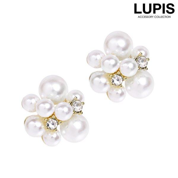 品番 : v2103サイズ : 直径約1.8cm素材 : ポスト部分はS925素材を使用しております。柔らかい素材の為、曲がりやすくなっております。その他 : モニター・撮影環境により実際の商品と色味が異なる場合があります。商品の説明大小の...