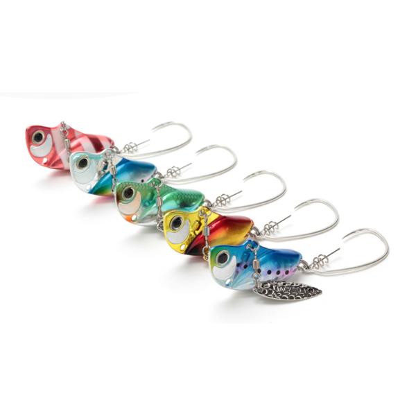 飛んで泳ぐヘッド、ダニエルがまたやった!!「誰もが同じ感覚で使える＝ただ巻きで使えるロックフィッシュ用ヘッドの開発」このテーマから始まった新プロジェクト。フィールドワークから辿り着いた答えは、「振動（バイブレーション）」と「反射（フラッシン...