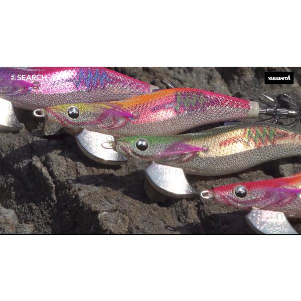 ストロボフィンが生み出す平打ちアクションによる「光」、ラトルによる「音」を武器にしたハイアピールモデルです。 ボディの広い面でギラっと光を反射させてイカを誘います。 また、生態研究に基づいた「イカが感知しやすいラトル音」で広範囲を効率よくサ...