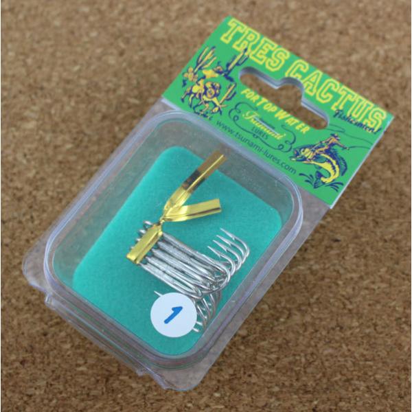 「Dos Cactus」よりもさらにヘビーデューティーな仕様。御存知のようにWフックの#2/0がフィットするプラグなら、トレブル・フックの場合は一番手小さい#1/0を合わせるのが普通。よって「Tres Cactus」には「Dos Cactu...