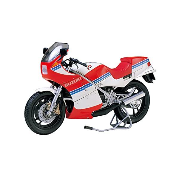 組み立てマルチカラー/全長167mm、全幅57mm、全高99mm/14029-000・パッケージ個数:1・組み立て塗装が必要なプラモデル。別途、接着剤や工具、塗料等が必要。・1/12スケール未塗装プラスチック組み立てキット・完成時サイズ:全...