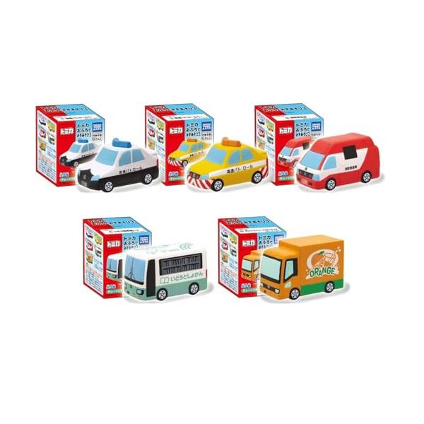 トミカのくるま型で水てっぽう遊びができるソフビフィギュアに早くも第3弾が。 サイズは小さなお子様にもにぎりやすい手のひらサイズの全長約60mm。