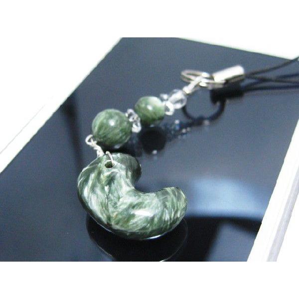 ◇セラフィナイト （クリノクロア・クローライト）◇英名 Seraphinite , Clinochlore◇和名 斜緑泥石◇主な産地 ロシア、アメリカ◇成分 (Mg,Fe2+)5Al(Si3Al)O10(OH)8◇結晶系 単斜晶系◇モース硬...