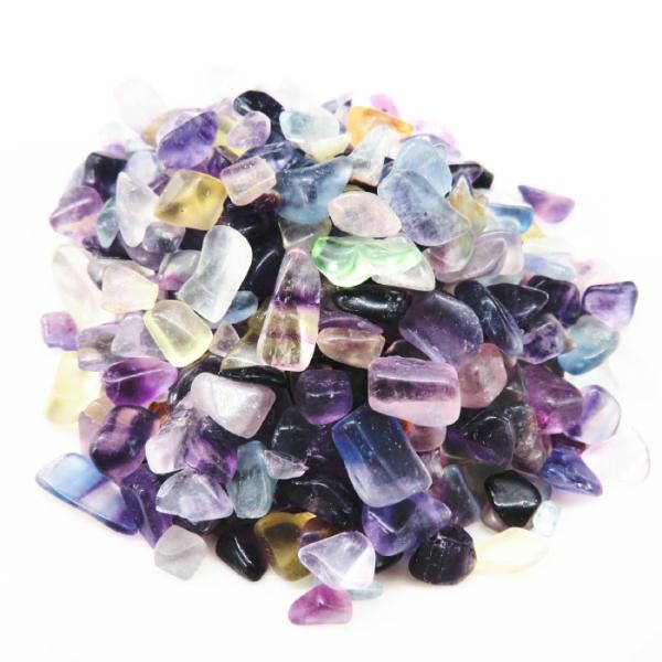 ●粒サイズ：約3x4〜6x5mm前後●100ｇ●原産地　　中国【パワーストーン】フローライト：和名は「蛍石」。紫外線を当てると、自ら光る性質があるためです。紫、緑をはじめ、青、黄、ピンクと非常に幅広いカラーリングは、「みんな違ってみんないい...