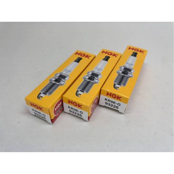 【メーカー】NGK【品番】KR9E-G-12【商品名】スパークプラグ【商品説明】12本セットでの販売となります。通常1台3本必要となります。【適応機種】SEADOO RXP-X300/RXT-X300/GTX300【発送方法】《前入金の場合...