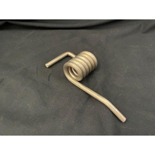 【メーカー】TIO（ティオ）【品番】MJ7SP-01FX【商品名】チョットかためのハンドルポールスプリング【適応機種】ヤマハ FX-1/Superjet　1996-2020純正ハンドルポールに対応したハンドルポールスプリング。落水時にハンド...