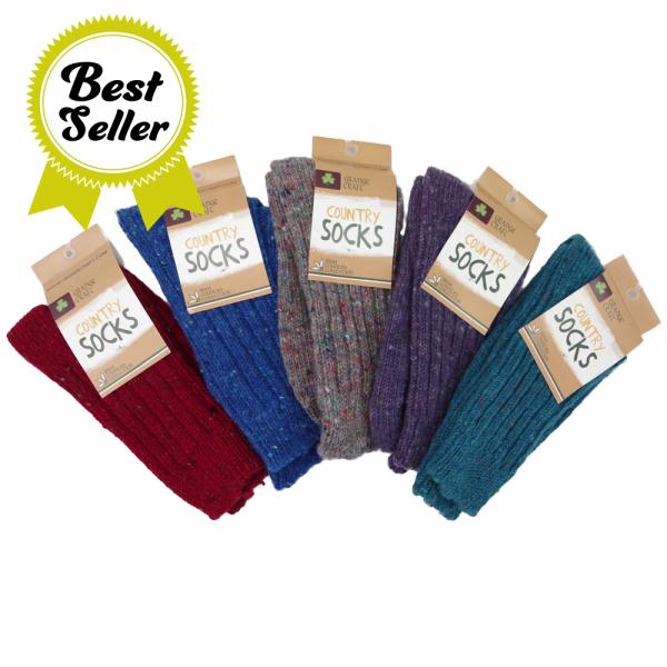 アイルランドのコークにて1971年に創業。創業者のBrianとRosemary Cubit夫妻によりアイルランドの伝統工芸品などアイルランド製にこだわり幅広い製品を展開しています。こちらのソックスはウール100%で冬場の足元の保温はもちろん...