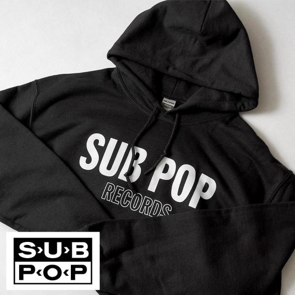 定番アイテムのスウェットパーカにシンプルな90年代を感じさせるサブポップのロゴプリントが新鮮ですよね。今っぽくゆったり着たいアイテムでオススメです！ 　　　M　 　L　 　XL　 　身幅 54cm 58cm 63cm 着丈 63cm 65c...
