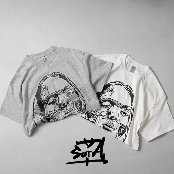 幅広いアート活動でファンを増やしているSOTA-COMICHEADの作品をアーティストとの直接のやり取りで実現したLIME ON DISHのみでの展開となる商品です。アートを感じさせるデザインをTeeシャツというキャンバスを通して身近に感じ...