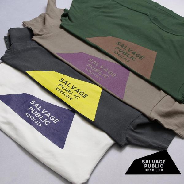 サルヴェージの定番と言っていいようなシンプルながら代表的なデザインの1枚です。どんなスタイリングにも合わせやすくブランドのファンなら是非着てほしい一枚です。 　　　S　 　M　 　L　 　XL　 　身幅 52cm 55cm 58cm 62c...