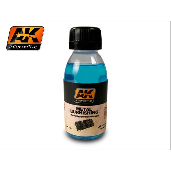 商品紹介フリウルなどホワイトメタル製履帯を黒染めするための液が、より高品質になって再登場です。以前よりも短時間で、よりしっかりと黒く染まります。また液につけた後、放置することで錆色にすることもできます。一応、1回のみの使用となっていますが、...