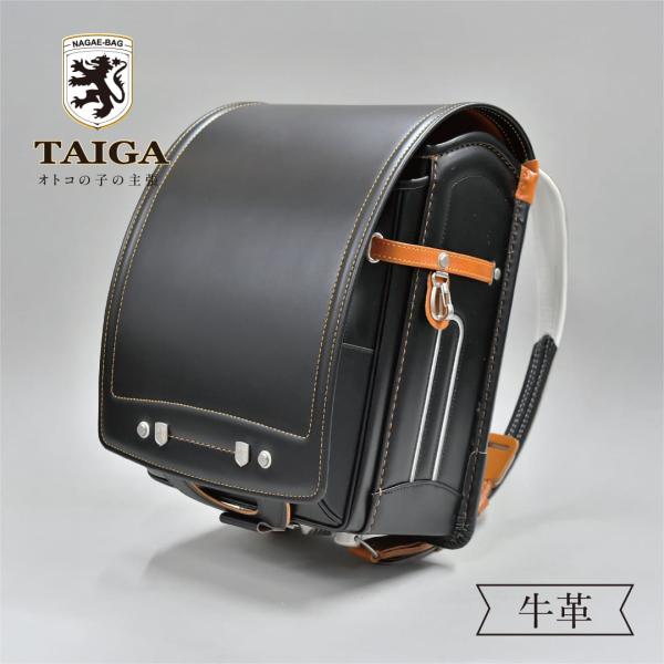 ★仕様紹介品番：8nt8950g カラー：黒(100)、紺(730)、チョコ(210)主素材：牛革　内装：豚革かぶせ表：牛革　かぶせ裏：豚革背中・肩紐裏：ソフト牛革重量：1,400g前後サイズ：内寸:縦32×横23.3×マチ12（cm)かぶ...