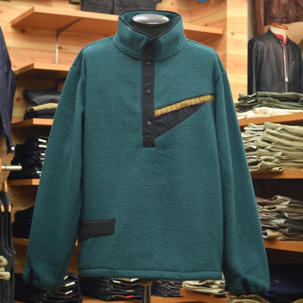 ソフトで粒立ちの良いフリース生地を使用した「ハーフスナップフリースジャケット」オリジナルのチロリアンテープを配した胸と裾にポケットを装備※ 着用・ディテール画像はREDを引用しております。発売：2024年生産国：中国【素材】本体：ポリエステ...