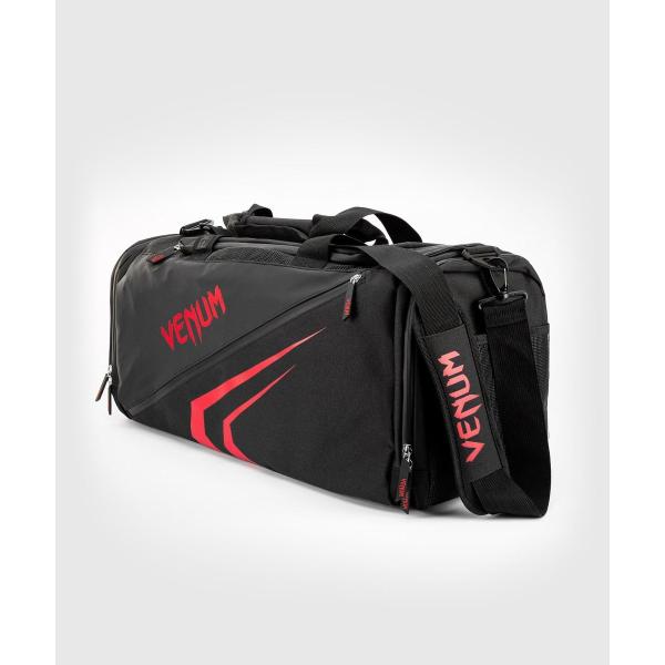 VENUM スポーツバッグ TRAINER LITE EVO SPORTS BAGS //ボストンバッグ ユニセックス 修学旅行 卒業旅行 ショルダーバッグ 2WAY ※ご注意・ファスナーの形状、デザインが写真と異なり、黒一色で一体型のファ...