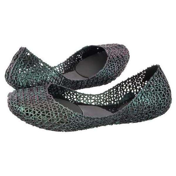 商品名[メリッサ] フラットシューズ カンパーナ パペル Campana Papel レディース商品紹介Melissa Shoesに使用されている素材はMelflex (商標登録品)と呼ばれるPVC(ポリ塩化ビニル)の一種です。この素材を使...