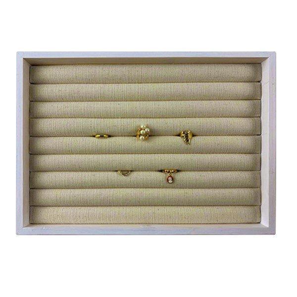 木製リング用トレイです。　リング列は8列ありたっぷりとリングを収納できます。コットン生地と木製枠の相性がとてもよく、売り場や商品をさわやかに、やさしい印象で演出致します。美容室や床屋、ネイルサロン、エステサロンなどのお店でお客様からネックレ...