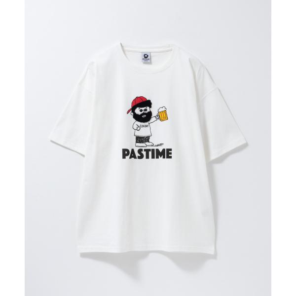 ポップなデザインが特徴の半袖Tシャツ。カラーは、ホワイト×ドッグ・ホワイト×ビール・ブラック×ビール・ネイビー×ドッグの4色展開です。■デザイン人気のMOJASHの新シリーズ「OZZY」。ビールや犬と楽しむオジーをプリントとサガラ刺繍で表現...