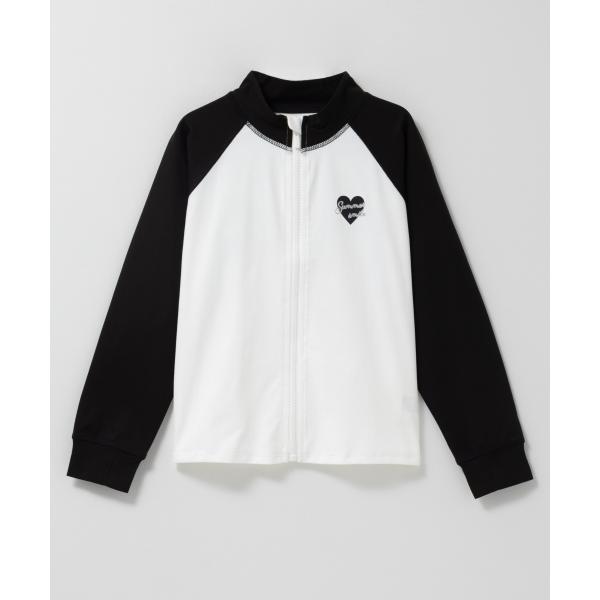 サラリとしたドライタッチ仕様のラッシュガード。カラーは、ブラック・タイダイピンク・ネイビーの3色展開です。■デザイントレンドのラグランスリーブ、夏らしいタイダイ総柄、サーフテイストのデニム調の3デザイン。指ぬき仕様で手まで日焼け対策ができま...