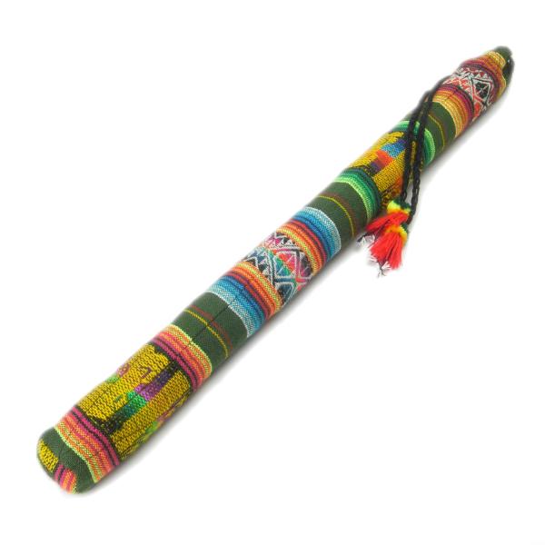 全長510mm、外径35mmまでのケナーチョに対応したボリビア製布製ケースです。掲載写真の実物をそのままお届けしますので、イメージ違いの心配もありません。