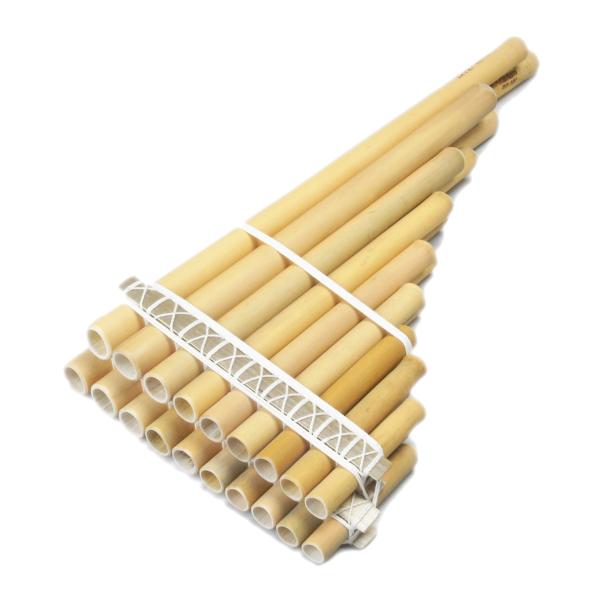 伝統的な技術を受け継ぐボリビアの管楽器職人、アントニオ・ママニ製作によるサンポーニャ〈マルタ〉です。サンポーニャにはチュリ・マルタ・サンカ・トヨの4種類がありますが、その中でも〈マルタ〉は最も標準的な音域を持ち、初心者から経験者まで幅広く安...