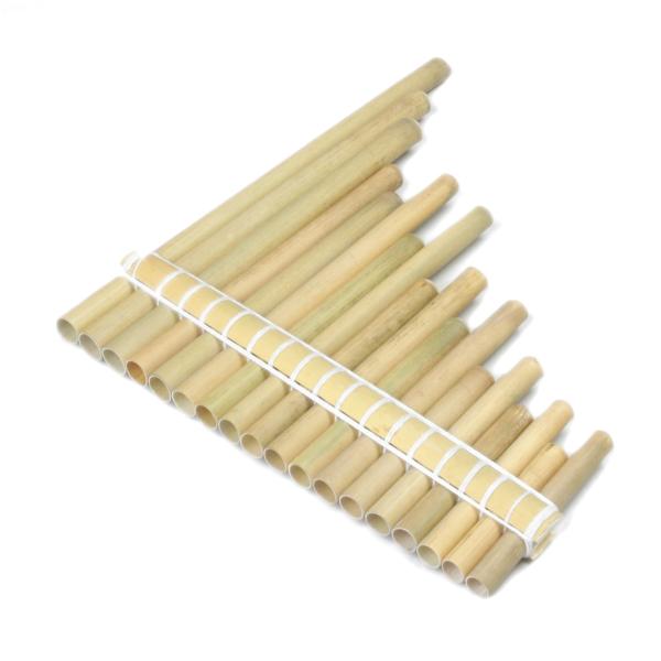 ロンダドールは、エクアドルの民俗音楽を代表する管楽器のひとつです。サンポーニャと同じくパンパイプの一種で、隣り合う二つの管を同時に吹くことで、和音を奏でることが出来るという、他にはない特徴があります。製作はボリビアの名工アントニオ・ママニ。...