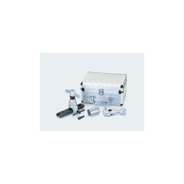 お手持ちのドライバードリルで電動作業が可能！！作業効率UP！！従来冷媒用、新冷媒用の銅管フレア加工ができます。専用アダプター付属。インパクトドライバードリルは使用できません。※白ラインが入っているため、クランプ時の位置決めがわかりやすく、ズ...