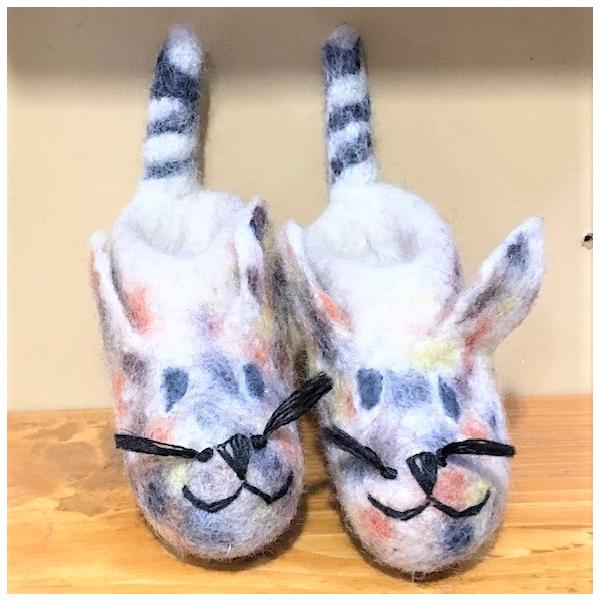 サイズ：約１０cm 高さ約６cmカラー：ホワイトMIXタイダイ原産国：ネパールハンドメイドですので、サイズは若干異なる場合がございます。