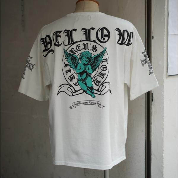 悪い人界隈で流行しているワックなブートモチーフのTシャツで胸は、ワンポイント　TATTOの両腕にクロス　バックは、ラベルロゴにOLDENGLISHniエンジェルをレイヤーしたTATTOテイストな仕上がりワイドでありつつ短丈なトレンドシルエッ...