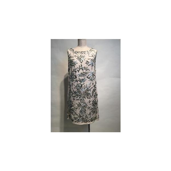 LECOANET HEMANT made in France素　材：シルク１００％ ＆ スパンコール色　　：オフホワイト（スパンコールはシルバーラメ）着　丈：約８５cmバスト：フリーヒップ：約９０cm＊　背中はウエストのあたりまで空いていま...